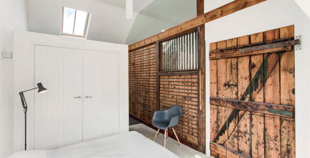 Manor House Stables - Equestrian Living