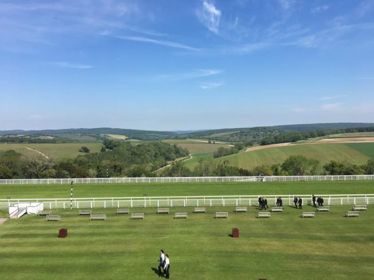 A Guide to Britain’s Famous Racecourses - Equestrian Living
