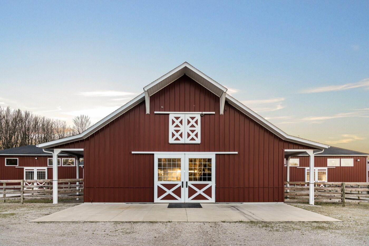 STATE-OF-THE-ART HORSE FACILITY & CUSTOM BUILT VICTORIAN FARMHOUSE ON ...